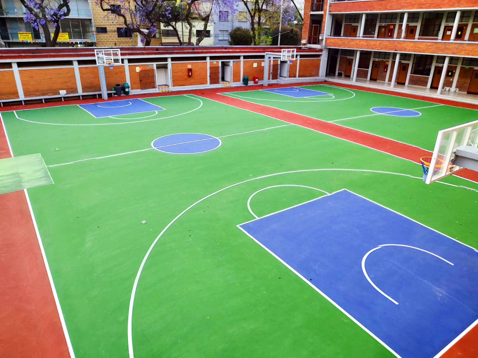 Construcción de cancha de básquetbol: medidas, pintura y precios
